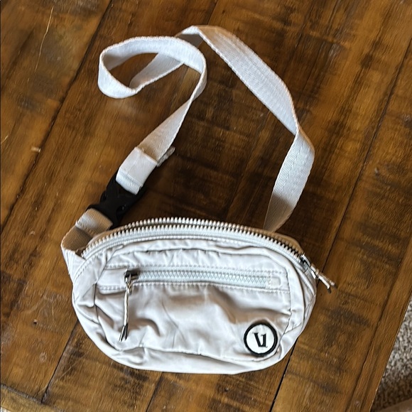Vuori | Bags | Vuori Light Gray Belt Bag Hip Pack | Poshmark